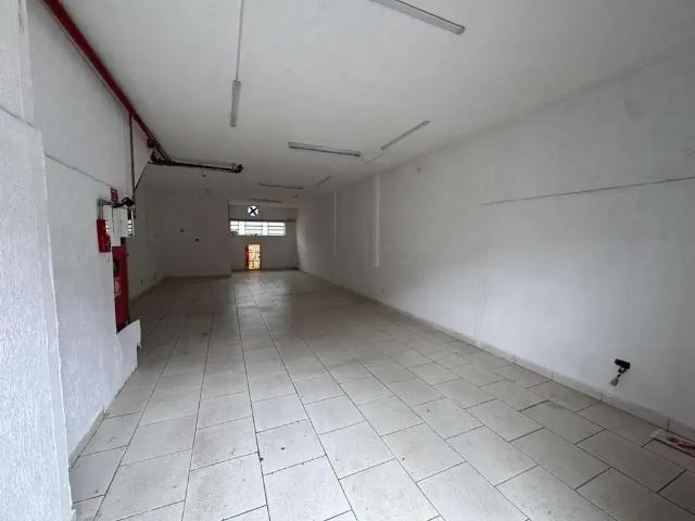Conj. Comercial / Sala para Locação em Mairiporã/SP Centro