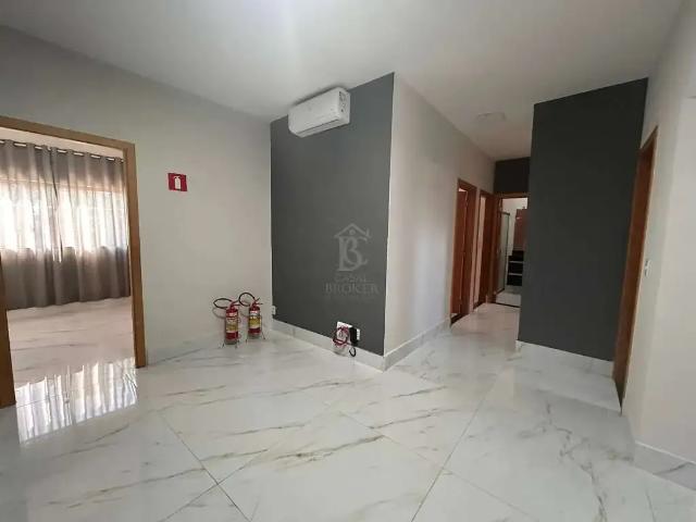 Conj. Comercial / Sala para Locação em Marília/SP Palmital 5 Quartos