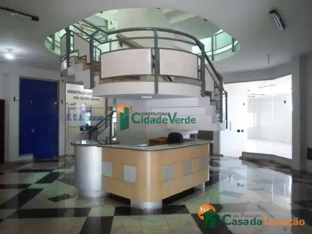 Conj. Comercial / Sala para Locação em Maringá/PR Zona 04