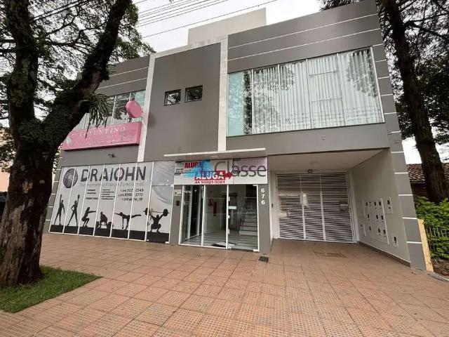 Conj. Comercial / Sala para Locação em Maringá/PR Zona 08