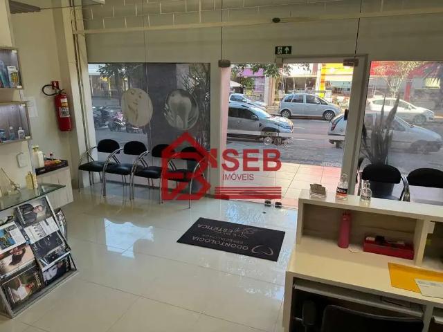 Conj. Comercial / Sala para Locação em Maringá/PR Zona 01