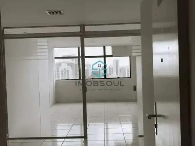 Conj. Comercial / Sala para Locação em Maringá/PR Zona 01