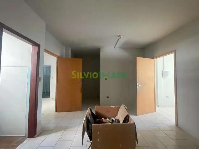 Conj. Comercial / Sala para Locação em Maringá/PR Zona 01