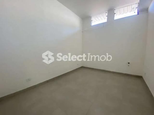 Conj. Comercial / Sala para Locação em Mauá/SP Jardim Zaira