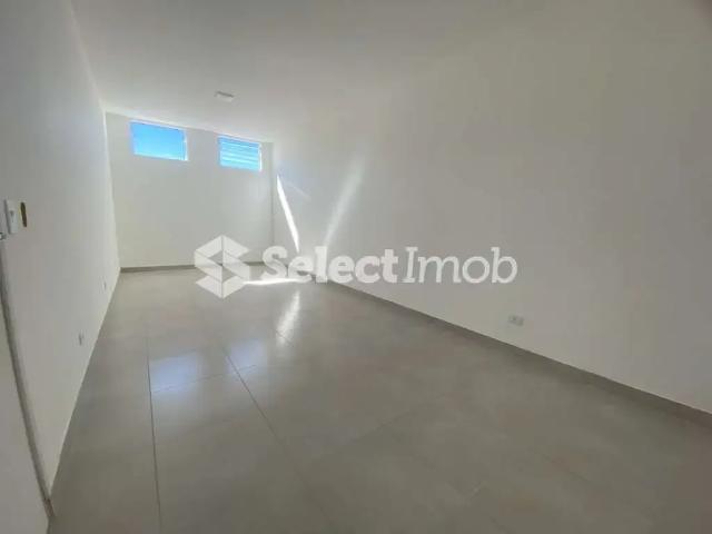 Conj. Comercial / Sala para Locação em Mauá/SP Jardim Zaira