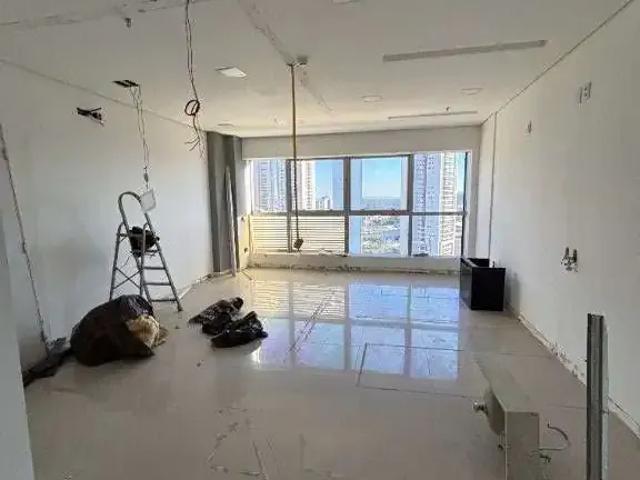 Conj. Comercial / Sala para Locação em Mogi das Cruzes/SP Vila Mogilar