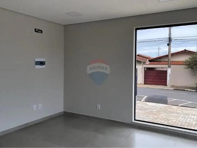 Conj. Comercial / Sala para Locação em Mogi Mirim/SP Flores do Campo