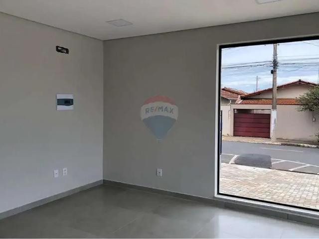 Conj. Comercial / Sala para Locação em Mogi Mirim/SP Flores do Campo
