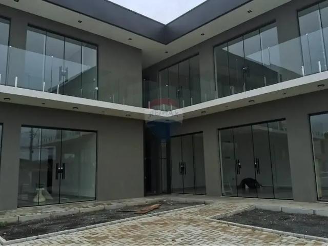Conj. Comercial / Sala para Locação em Mogi Mirim/SP Flores do Campo