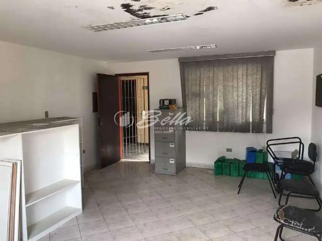 Conj. Comercial / Sala para Locação em Mongaguá/SP Centro