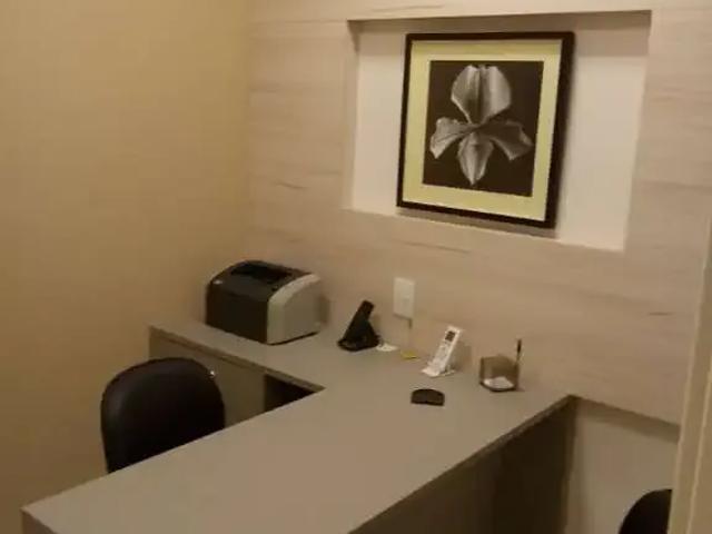 Conj. Comercial / Sala para Locação em Niterói/RJ Centro