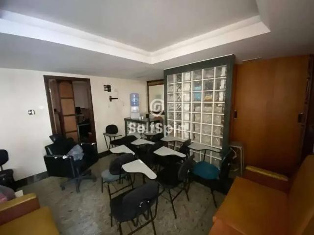 Conj. Comercial / Sala para Locação em Niterói/RJ Centro