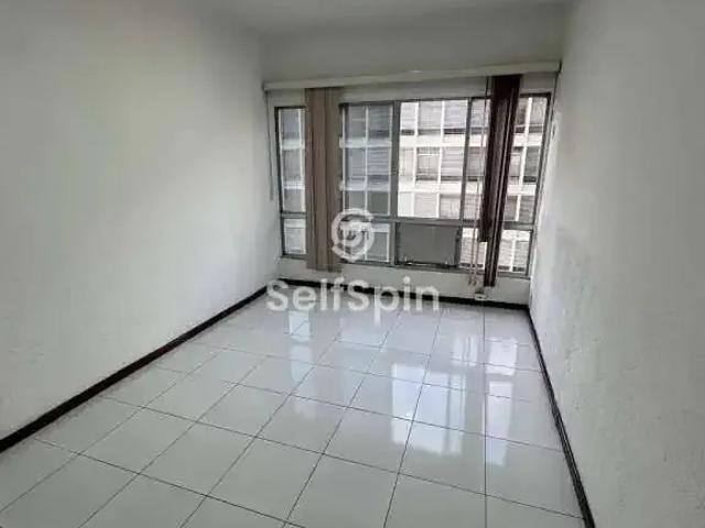 Conj. Comercial / Sala para Locação em Niterói/RJ Centro