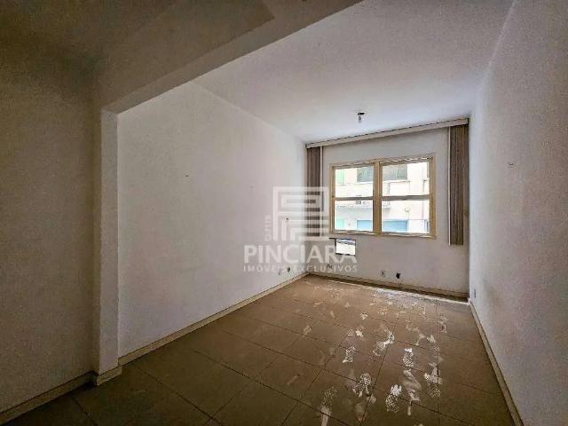 Conj. Comercial / Sala para Locação em Niterói/RJ Centro