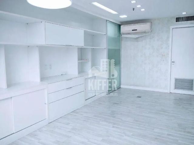 Conj. Comercial / Sala para Locação em Niterói/RJ Icaraí
