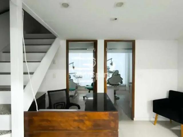 Conj. Comercial / Sala para Locação em Niterói/RJ Icaraí