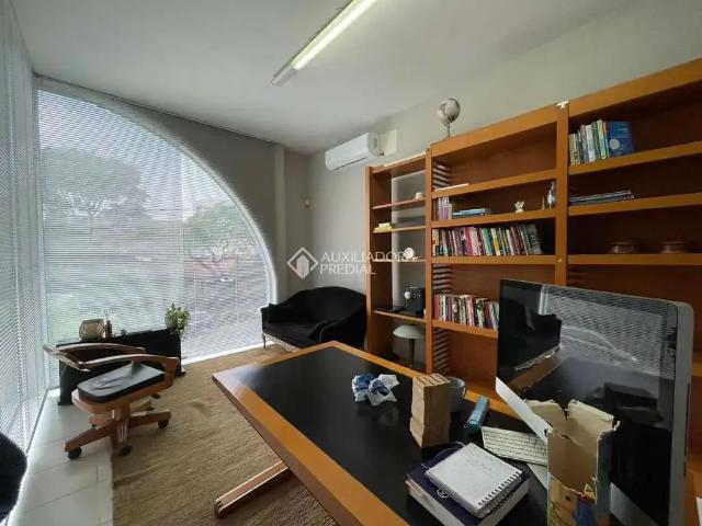 Conj. Comercial / Sala para Locação em Novo Hamburgo/RS Centro