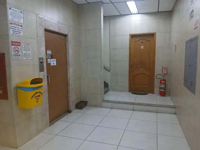 Conj. Comercial / Sala para Locação em Nova Iguaçu/RJ Centro