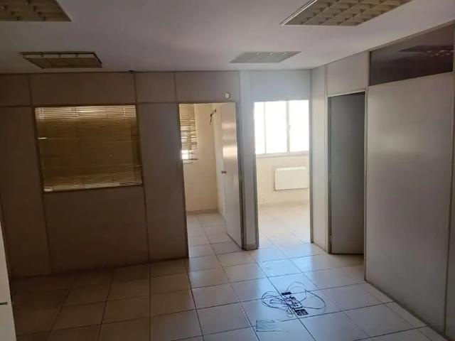 Conj. Comercial / Sala para Locação em Nova Iguaçu/RJ Centro