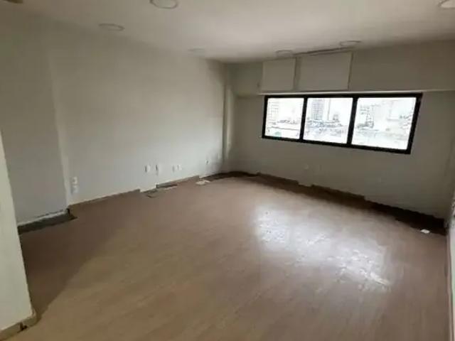 Conj. Comercial / Sala para Locação em Nova Iguaçu/RJ Centro