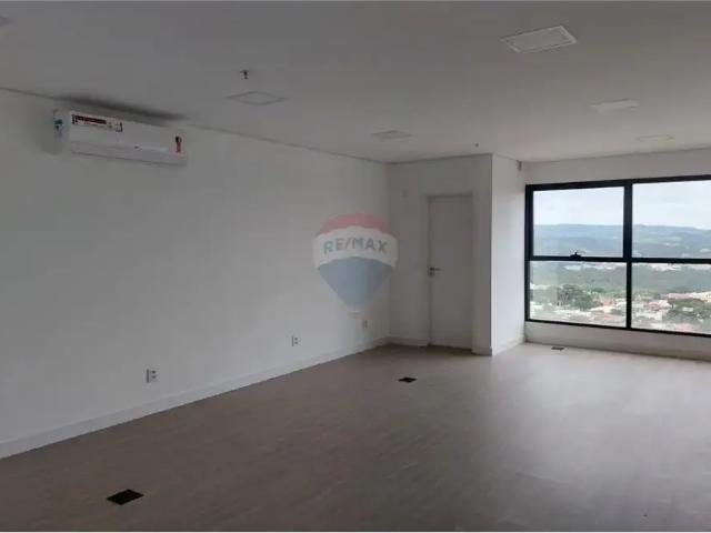 Conj. Comercial / Sala para Locação em Atibaia/SP Vila Santista