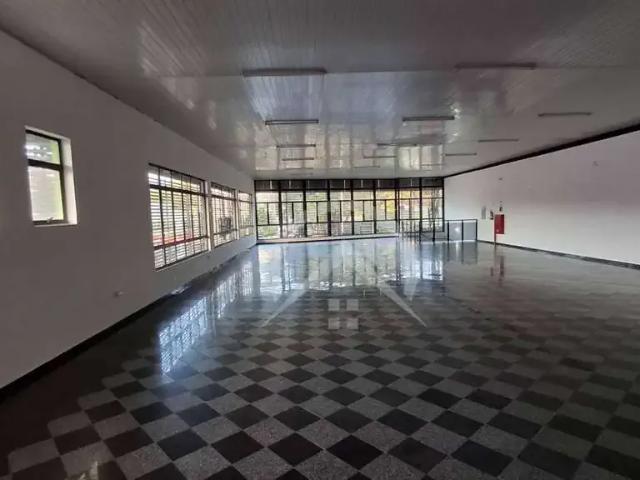 Conj. Comercial / Sala para Locação em Atibaia/SP Vila Thais
