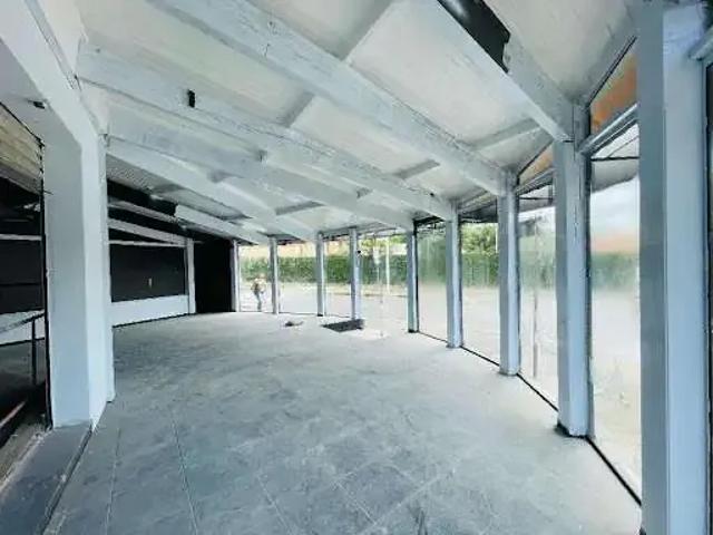 Conj. Comercial / Sala para Locação em Atibaia/SP Centro