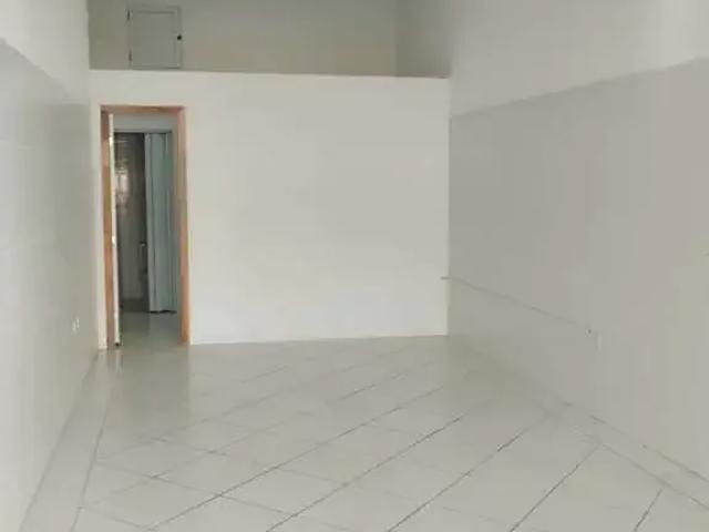 Conj. Comercial / Sala para Locação em Atibaia/SP Jardim das Cerejeiras
