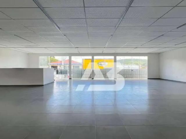 Conj. Comercial / Sala para Locação em Almirante Tamandaré/PR Vila Santa Terezinha