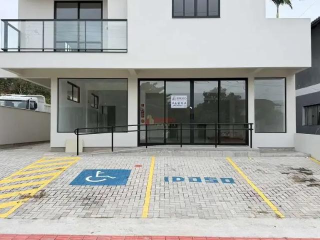 Conj. Comercial / Sala para Locação em Antônio Carlos/SC Centro