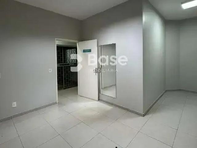 Conj. Comercial / Sala para Locação em Araguari/MG Industrial