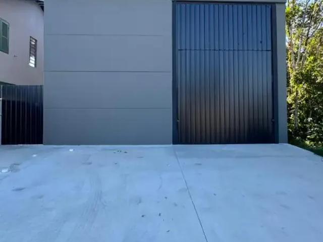 Conj. Comercial / Sala para Locação em Araquari/SC Centro