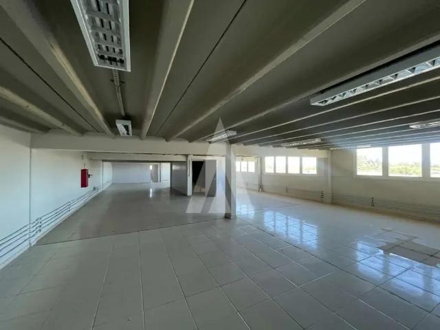 Conj. Comercial / Sala para Locação em Araquari/SC Porto Grande