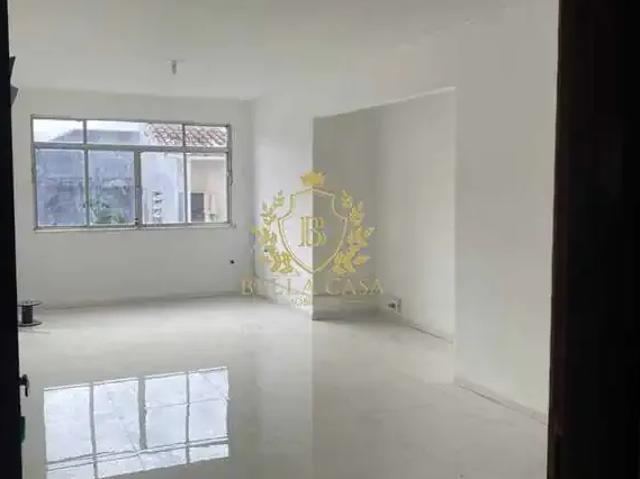 Conj. Comercial / Sala para Locação em Araruama/RJ Centro