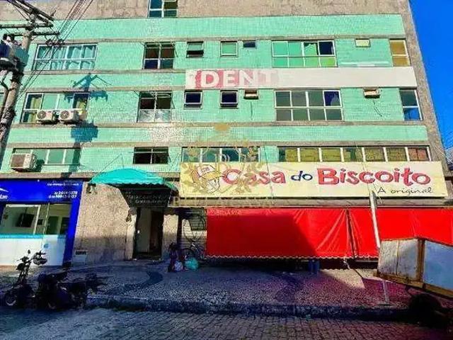 Conj. Comercial / Sala para Locação em Araruama/RJ Centro