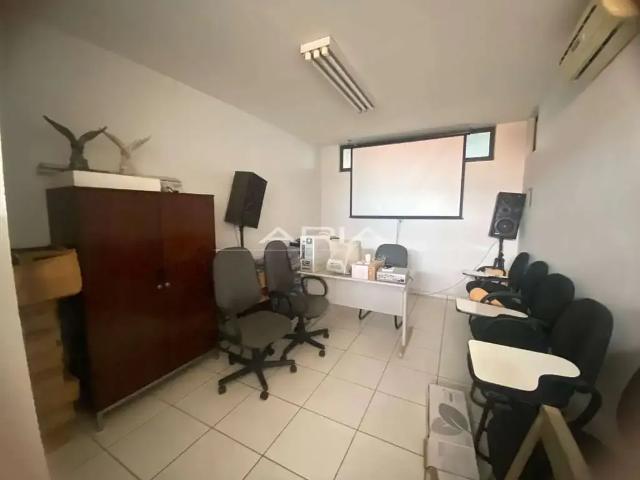 Conj. Comercial / Sala para Locação em Araraquara/SP Centro