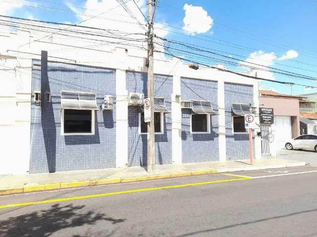 Conj. Comercial / Sala para Locação em Araraquara/SP Centro