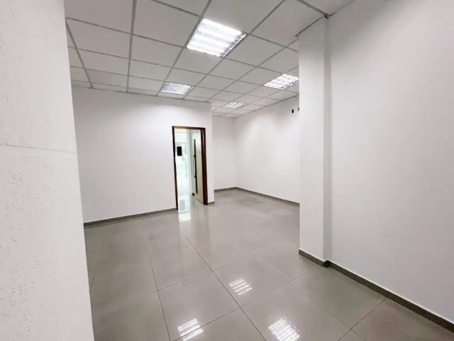 Conj. Comercial / Sala para Locação em Araucária/PR Centro