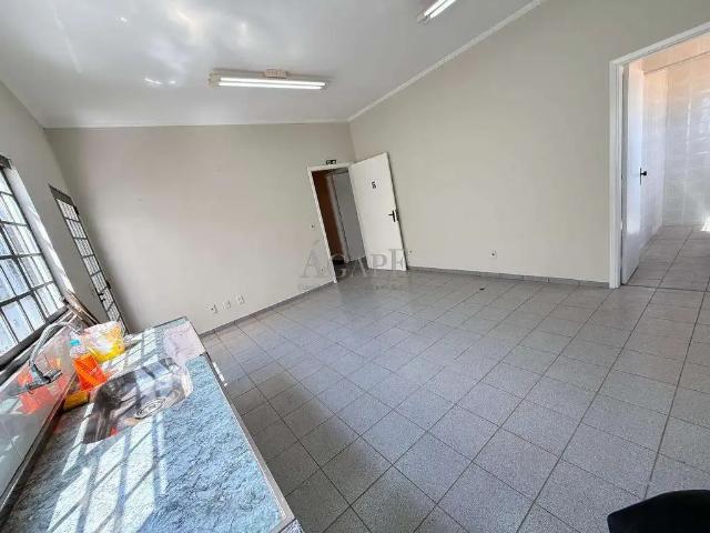 Conj. Comercial / Sala para Locação em Artur Nogueira/SP Centro