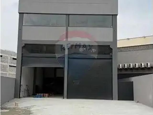Conj. Comercial / Sala para Locação em Arujá/SP Centro 3 Quartos