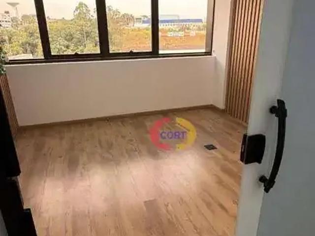 Conj. Comercial / Sala para Locação em Arujá/SP Centro