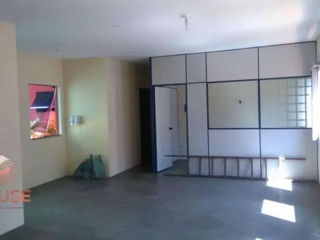 Conj. Comercial / Sala para Locação em Arujá/SP Centro