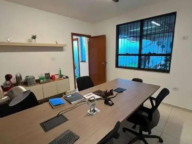 Conj. Comercial / Sala para Locação em Arujá/SP Centro