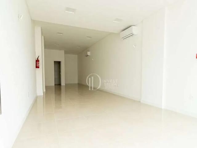Conj. Comercial / Sala para Locação em Balneário Camboriú/SC Nações