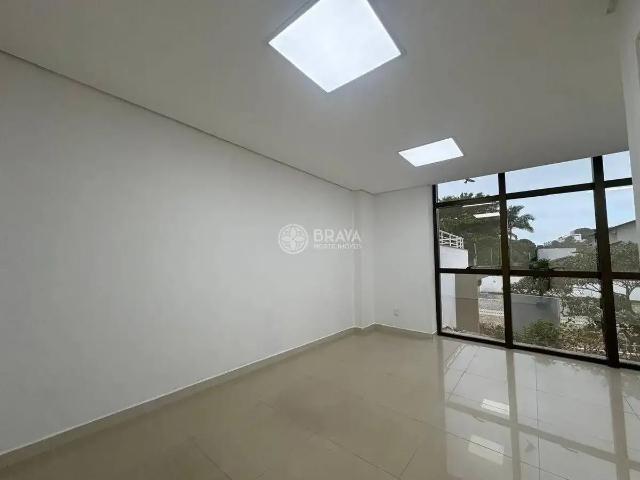 Conj. Comercial / Sala para Locação em Balneário Camboriú/SC Ariribá