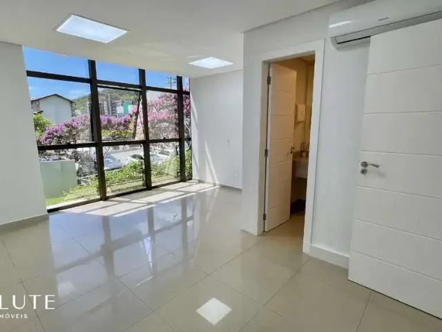 Conj. Comercial / Sala para Locação em Balneário Camboriú/SC Ariribá