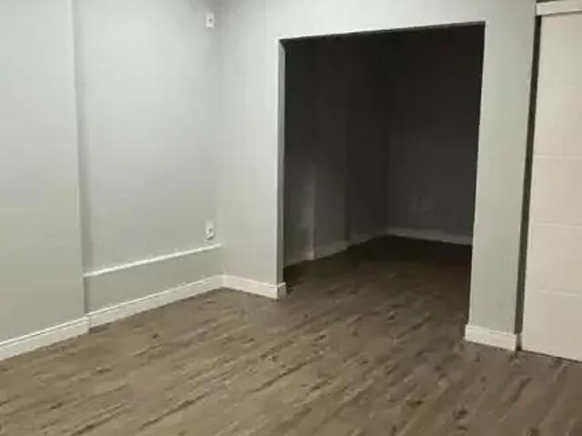 Conj. Comercial / Sala para Locação em Balneário Camboriú/SC Centro