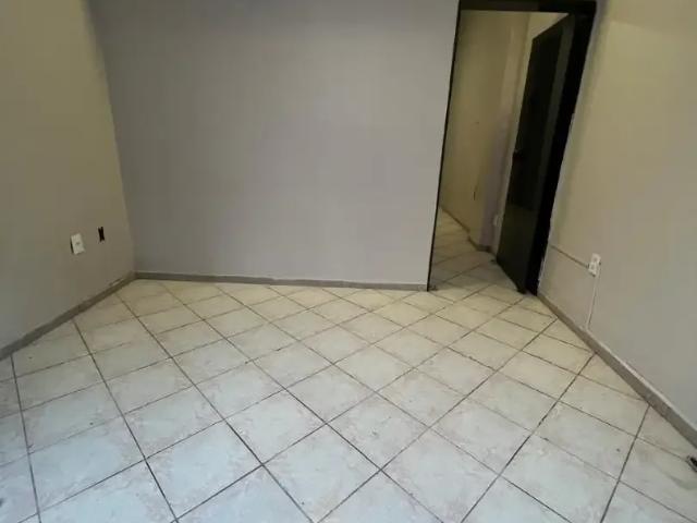 Conj. Comercial / Sala para Locação em Balneário Camboriú/SC Centro