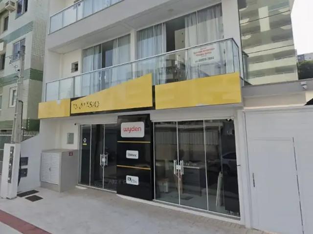 Conj. Comercial / Sala para Locação em Balneário Camboriú/SC Centro