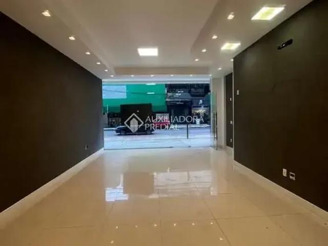 Conj. Comercial / Sala para Locação em Balneário Camboriú/SC Centro